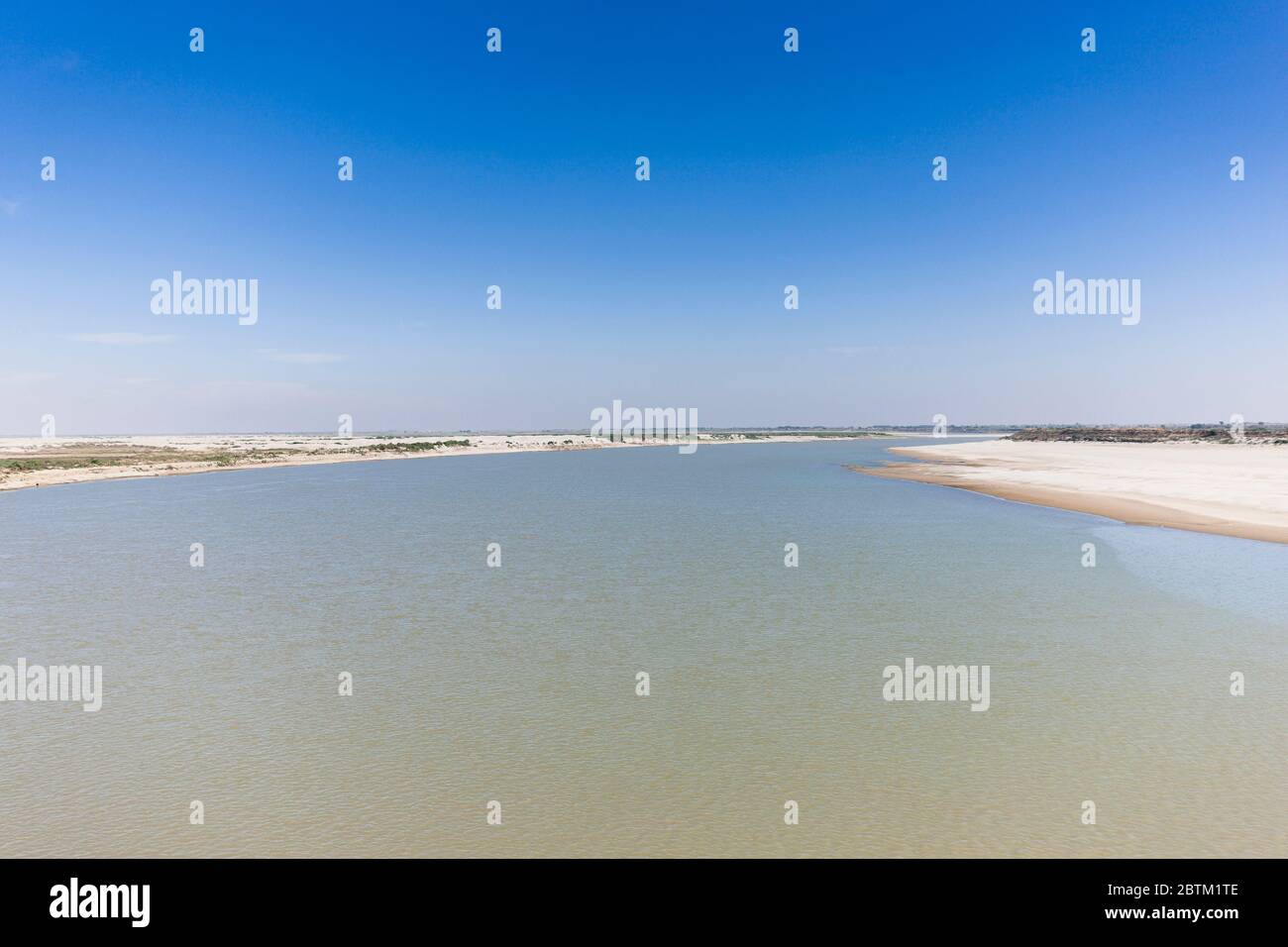 Indus plain hi-res stock photography and images - Alamy