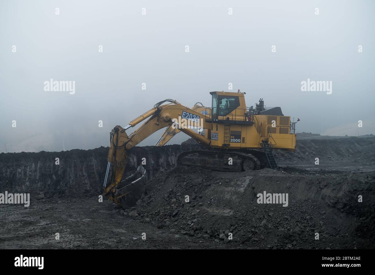 Open Pit Coal mining in Borneo indonesia Stock Photo - Alamy