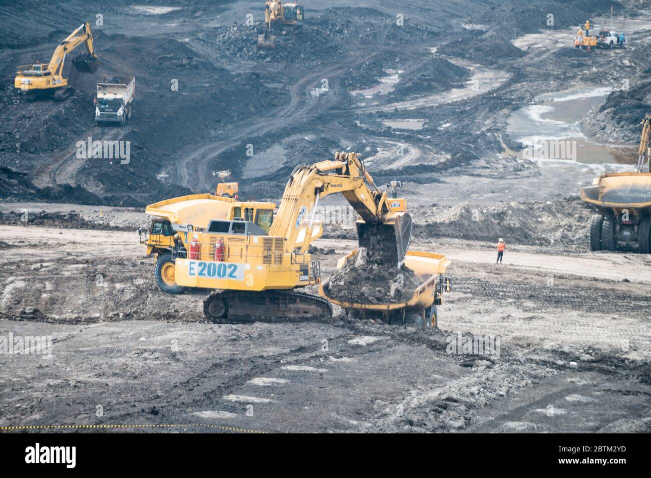 Open Pit Coal mining in Borneo indonesia Stock Photo - Alamy