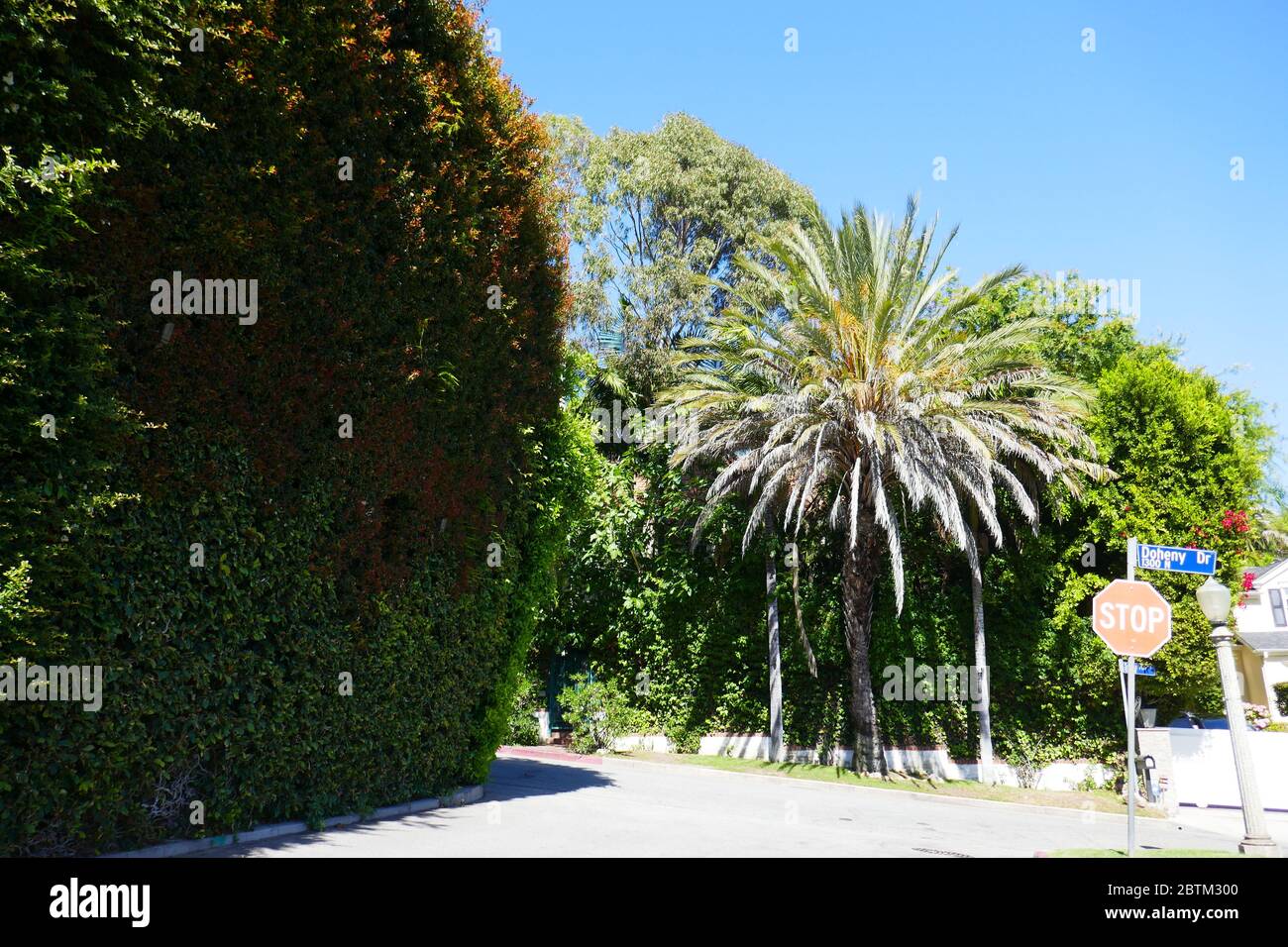 1375 doheny drive hi-res stock photography and images - Alamy