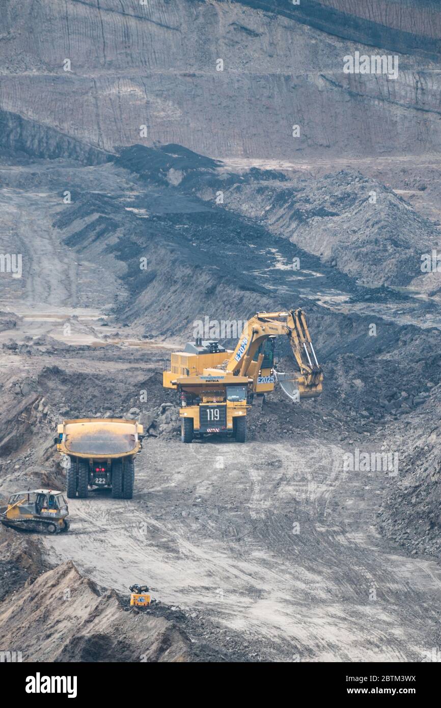 Open Pit Coal mining in Borneo indonesia Stock Photo - Alamy
