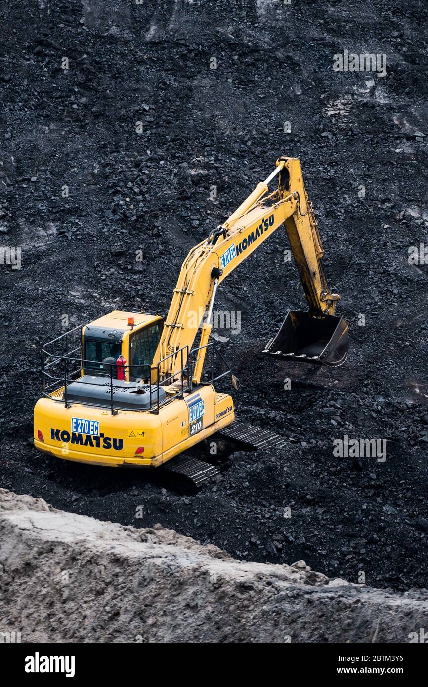 Open Pit Coal mining in Borneo indonesia Stock Photo - Alamy