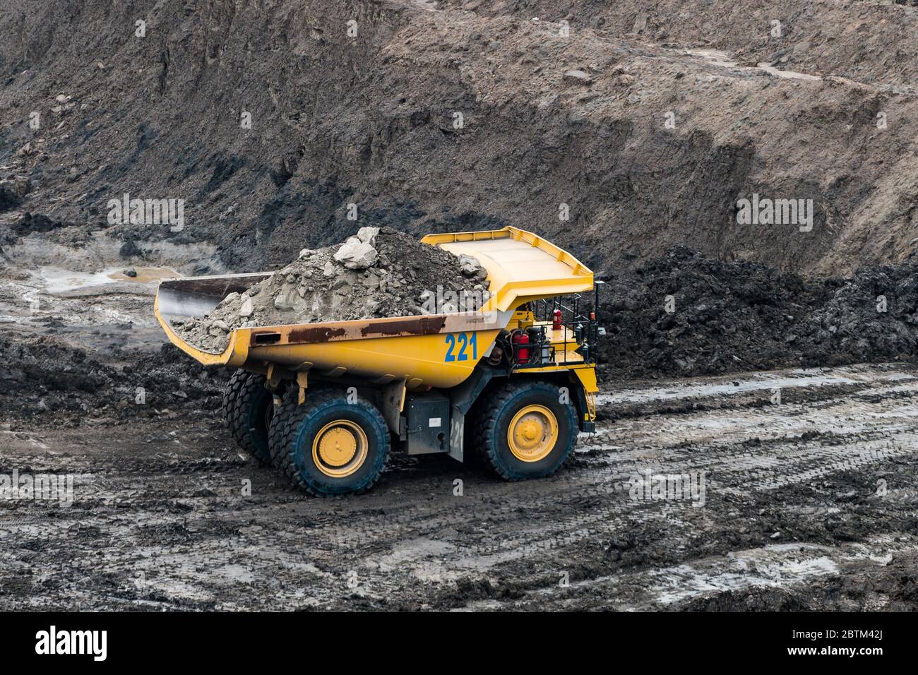 Open Pit Coal mining in Borneo indonesia Stock Photo - Alamy