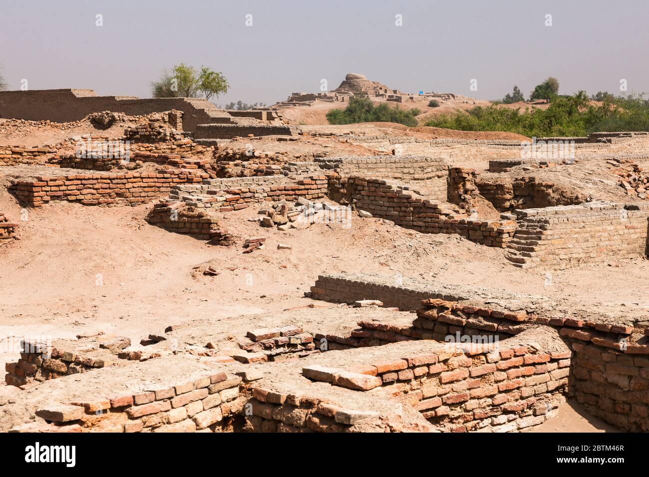 Mohenjo daro, Stupa mound, archaeological site of Indus Valley ...