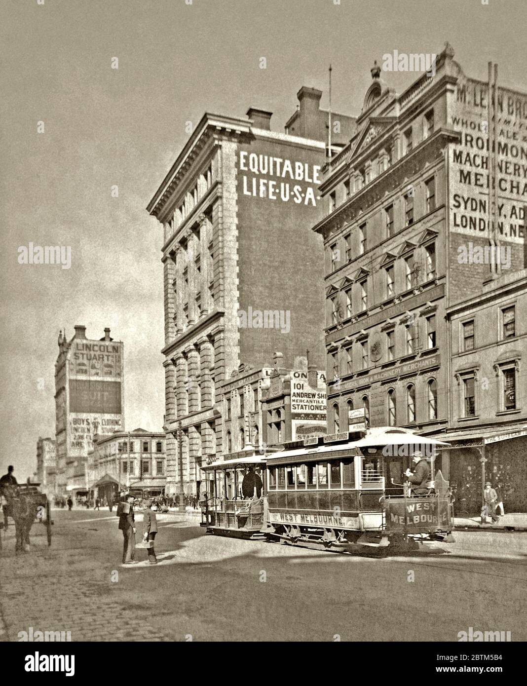 Victorian tram hi-res stock photography and images - Alamy