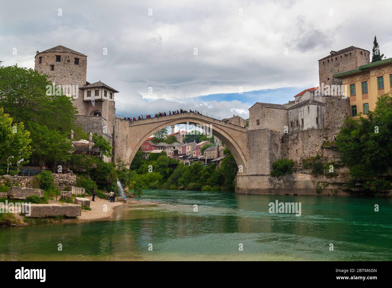 Old bridge above the Neretva River in Mostar, Bosnia and Hercegovina ...