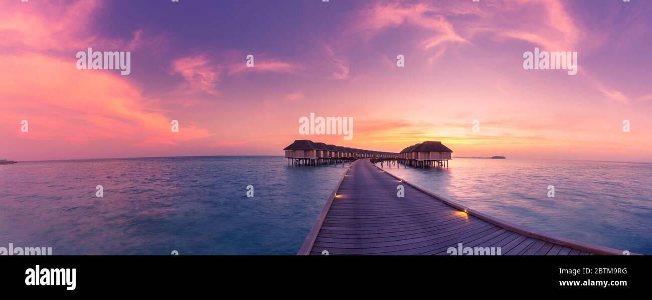 Amazing maldives island panorama hi-res stock photography and images ...