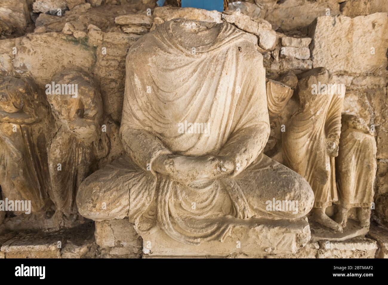 Buddhist statue pakistan hi-res stock photography and images - Alamy