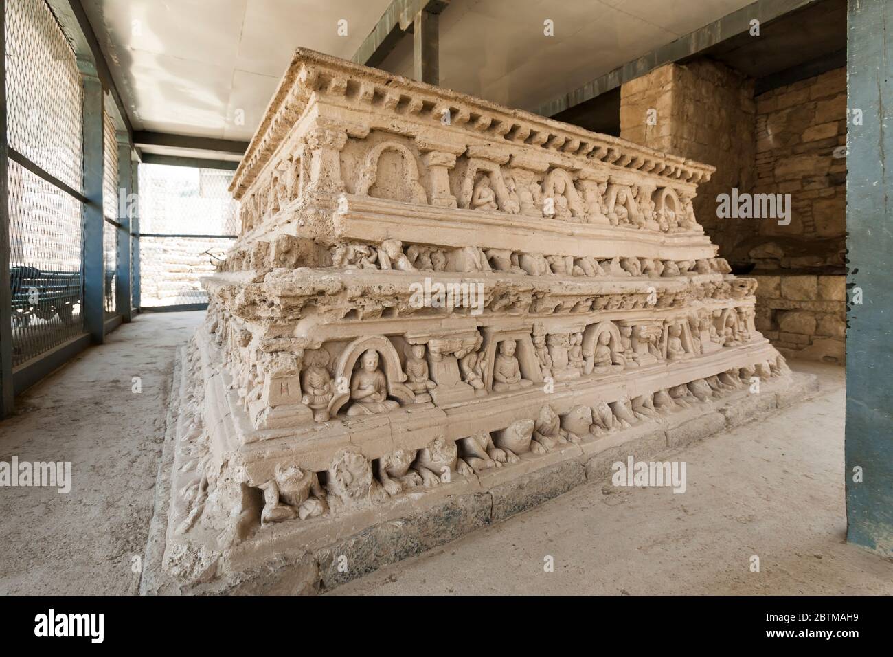 Jaulian Buddhist Stupa, Ancient city of Taxila, Jaulian, Haripur ...