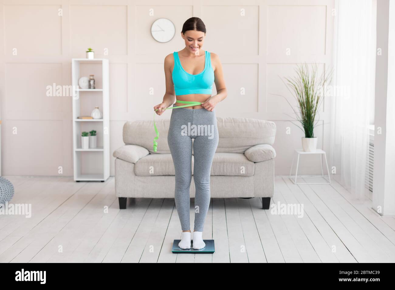 Woman scale model hi-res stock photography and images - Alamy