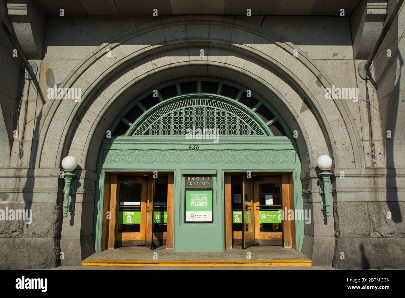Auditorium building chicago hi-res stock photography and images - Alamy