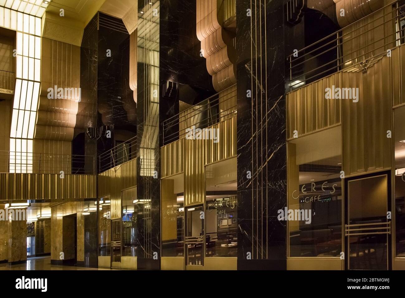 Horizontal view of the Chicago Board of Trade richly decorated art deco ...