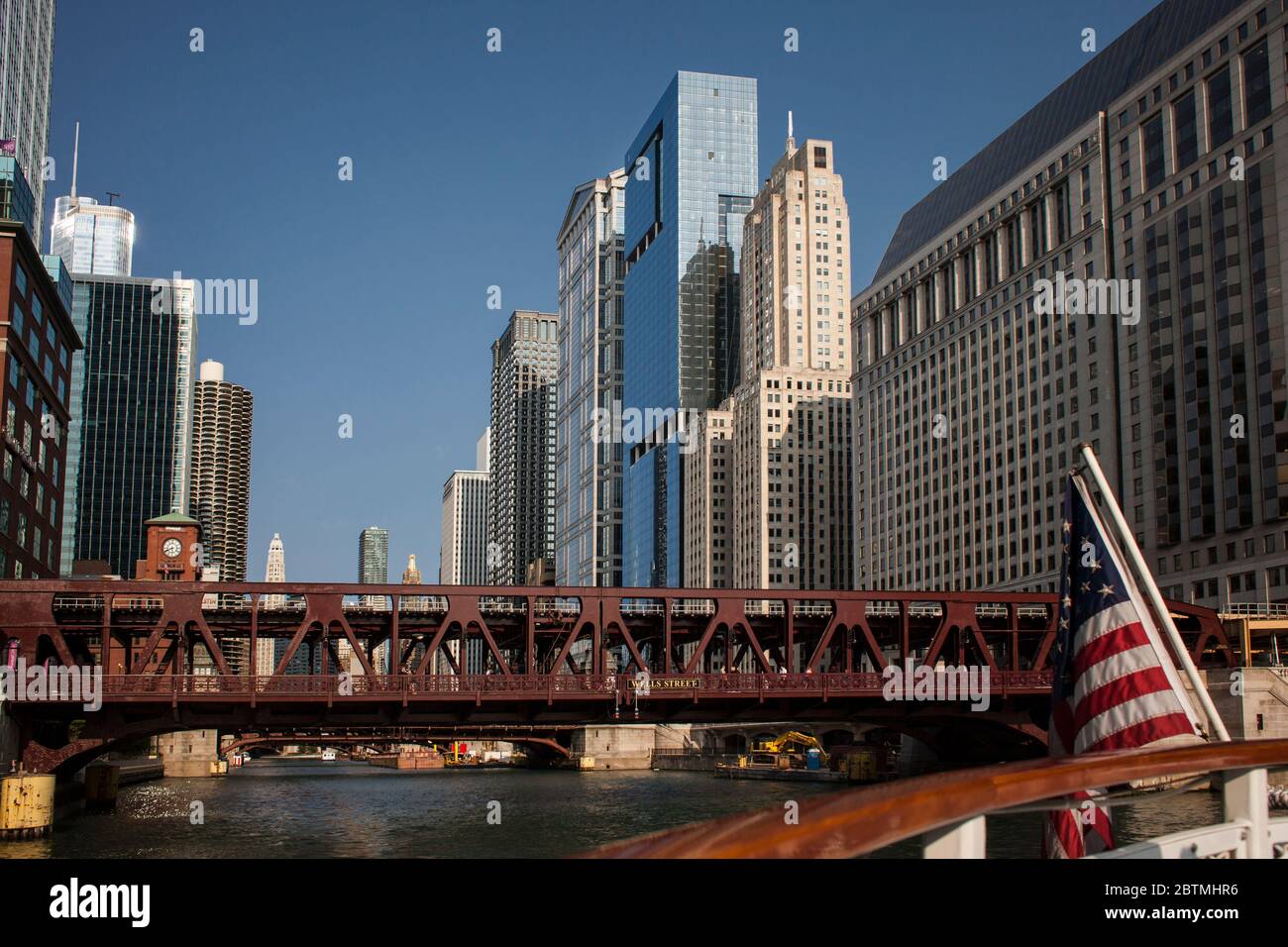 Chicago River, Wells Street Bridge and some skyscrapers, from an ...