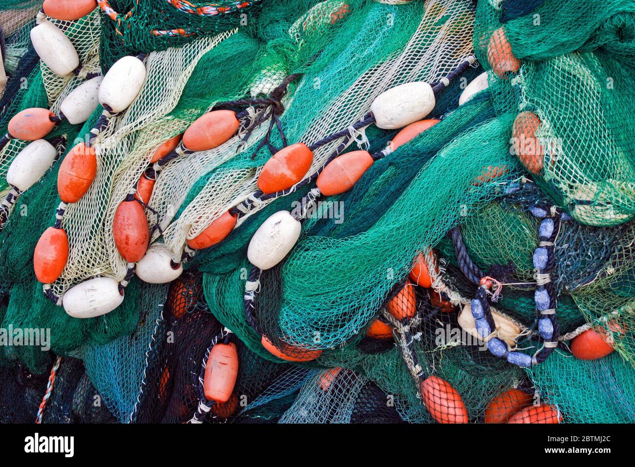 Close up view of fishing net Stock Photo - Alamy