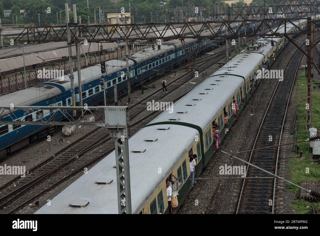 Howrah Junction Railway Station from above. Kolkata, West Bengal, India ...