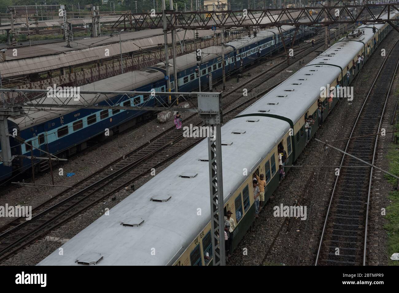 Howrah Junction Railway Station from above. Kolkata, West Bengal, India ...