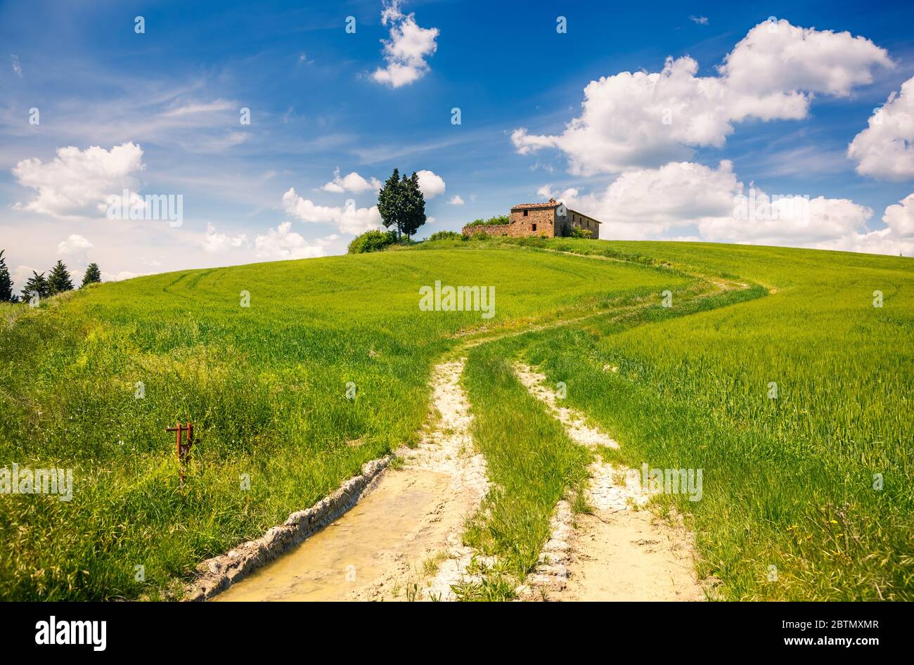 Tuscany spring landscape Stock Photo - Alamy