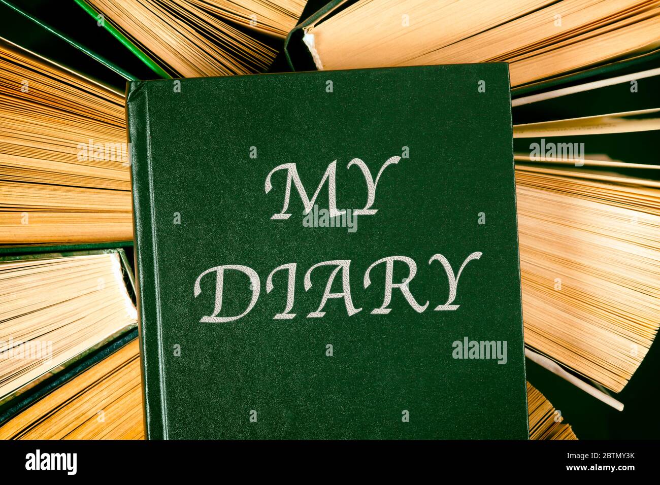 Old fashioned diary hi-res stock photography and images - Alamy