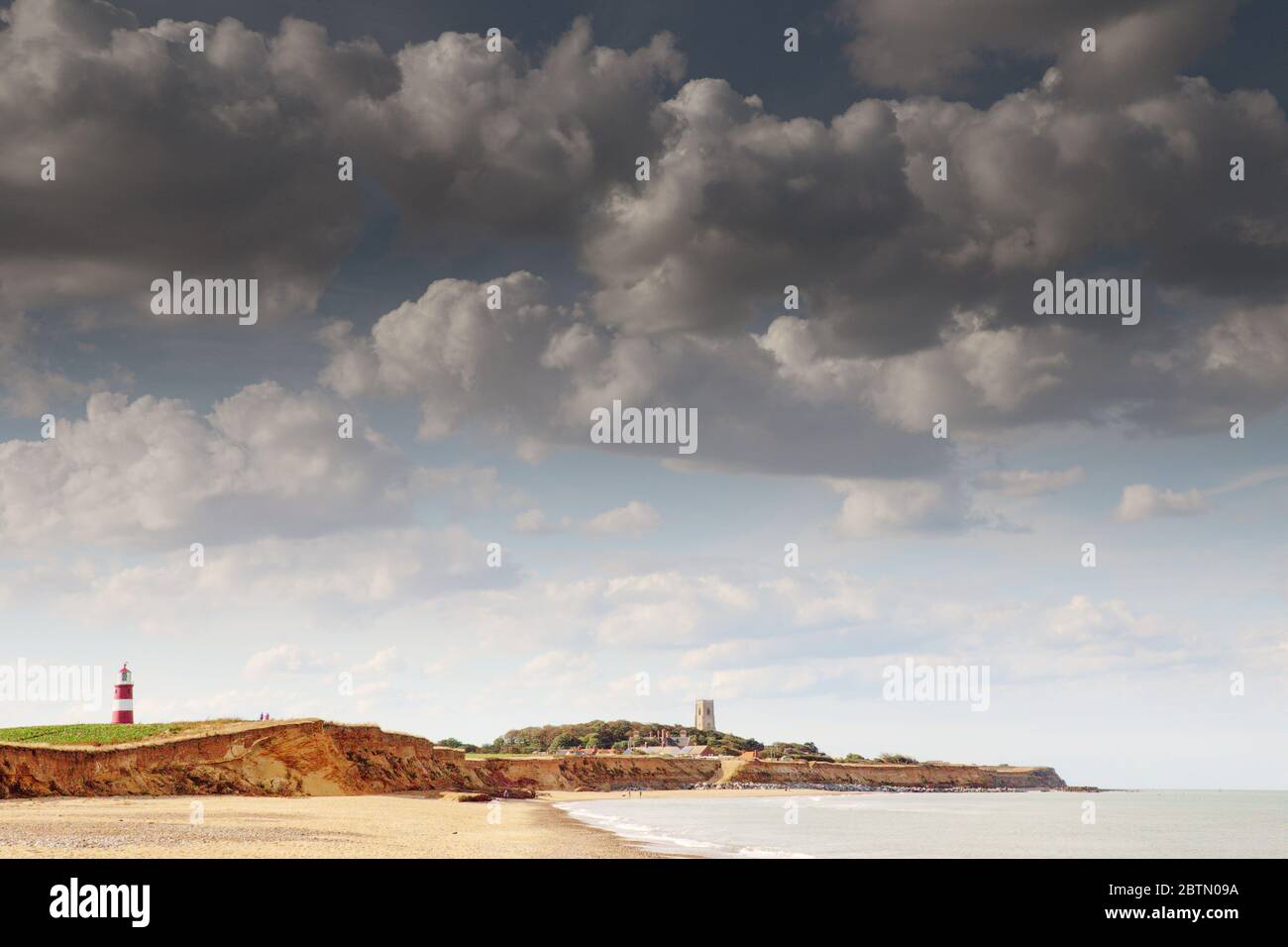 seascape image of Happisburgh sandy beach in Norfolks with the ...