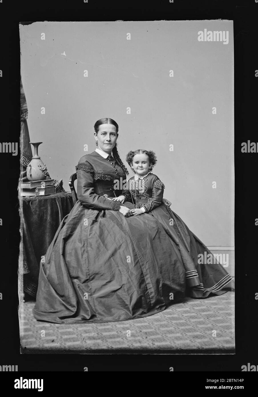 Minnie Warren and Another Stock Photo - Alamy