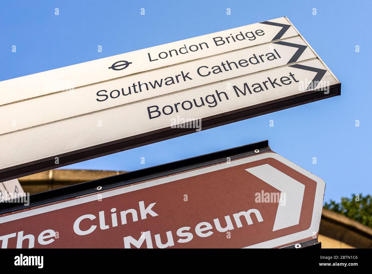Borough signs hi-res stock photography and images - Alamy