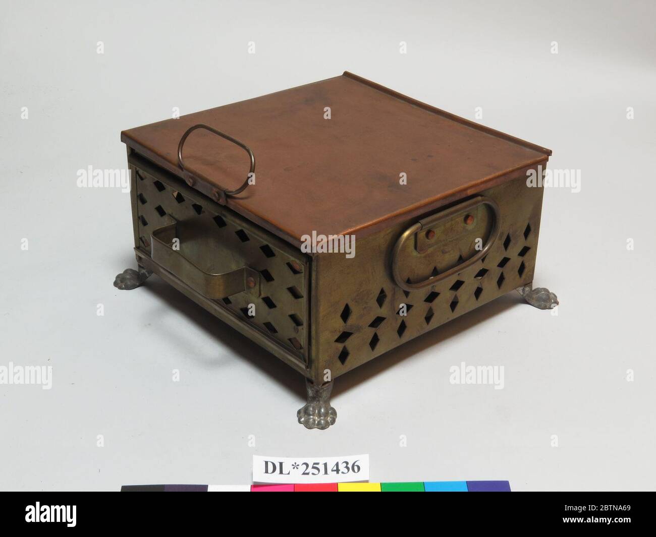 Sad iron heater hi-res stock photography and images - Alamy