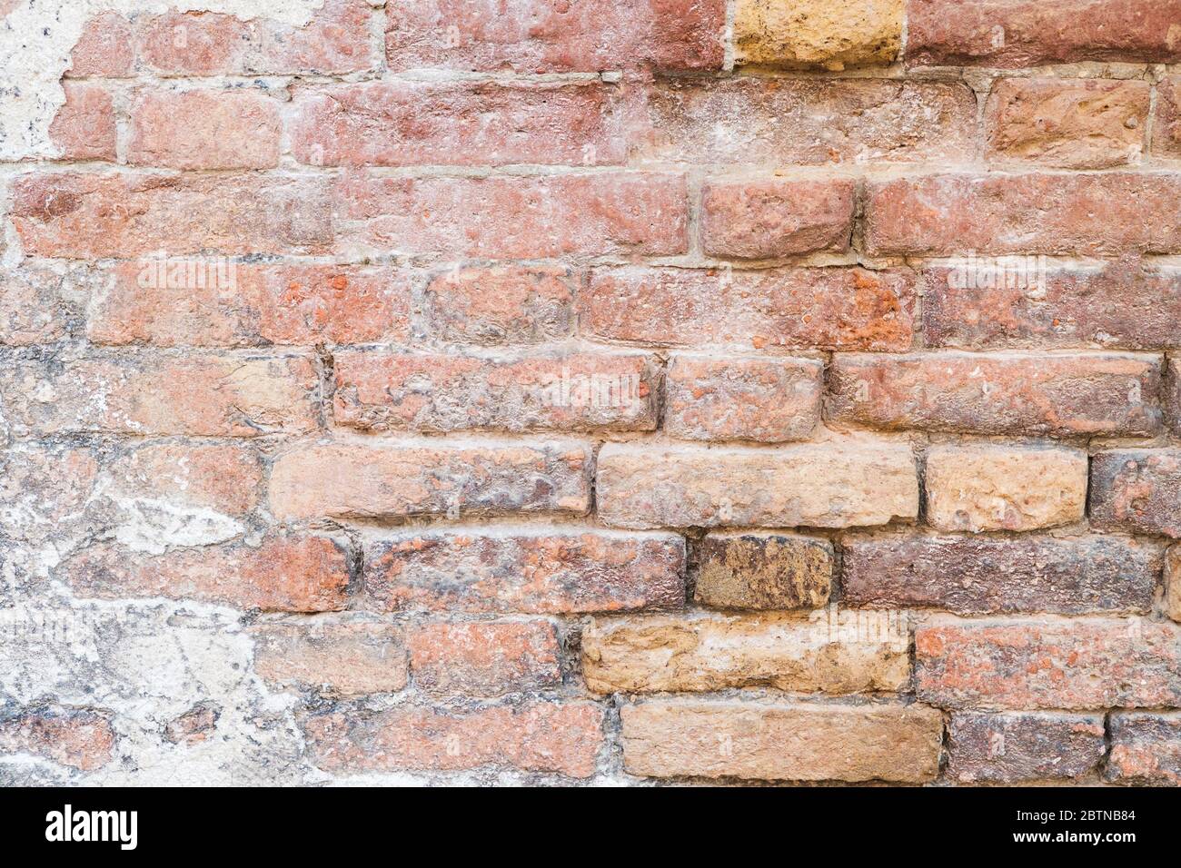 Modern red brick wall texture pattern background Stock Photo - Alamy