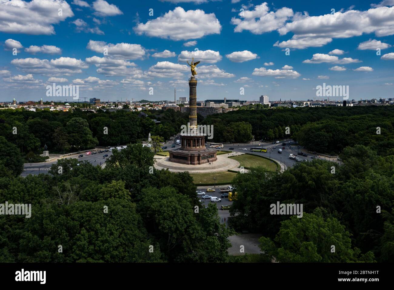 Victory column aerial hi-res stock photography and images - Alamy