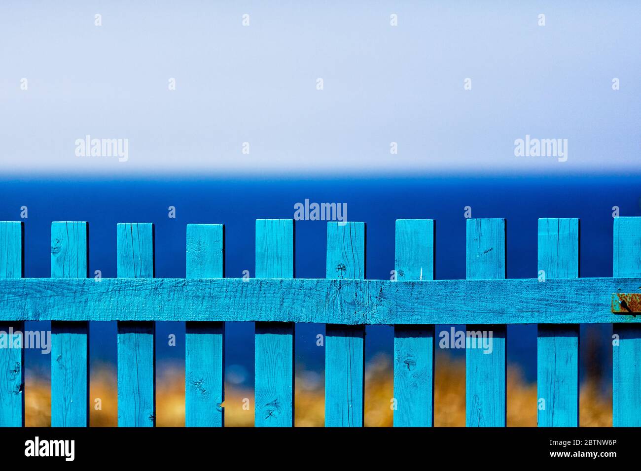 Villa fence detail hi-res stock photography and images - Alamy
