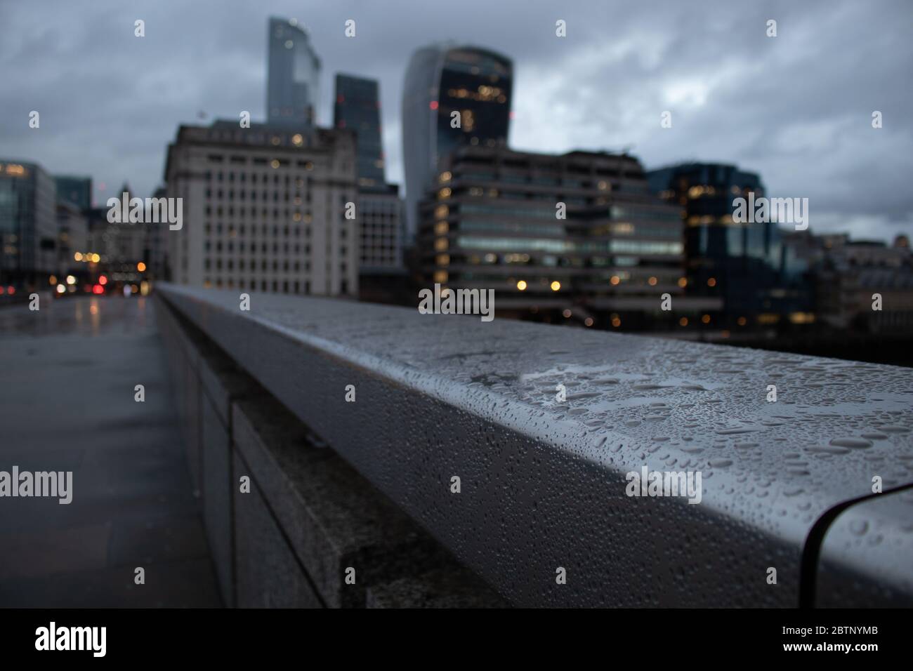 London Landmarks on a cold wet morning in Jan Stock Photo - Alamy