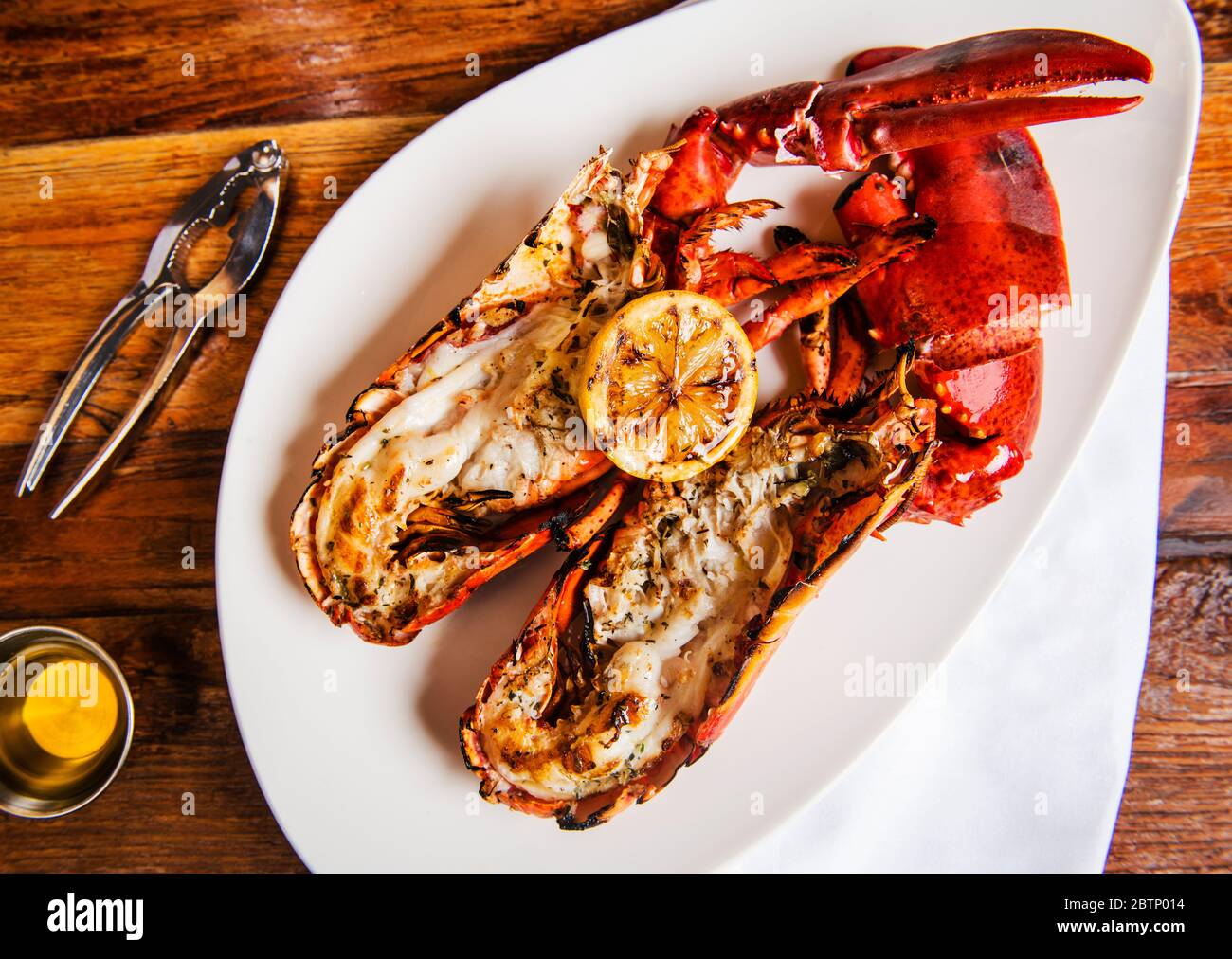 Gourmet seafood cooked lobster hi-res stock photography and images - Alamy