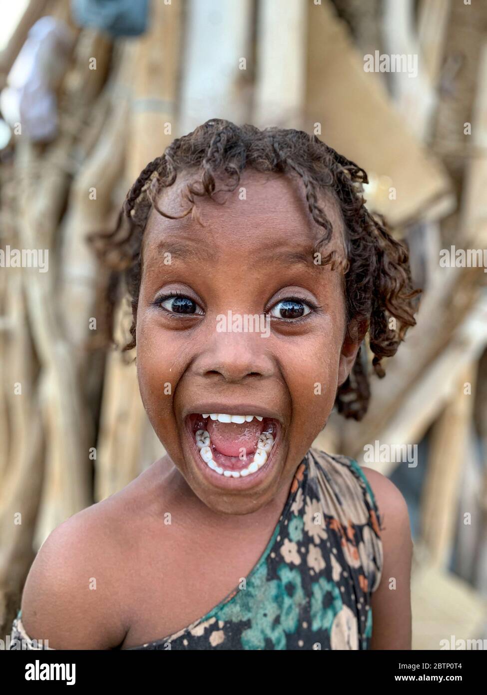 African child happy face hi-res stock photography and images - Alamy