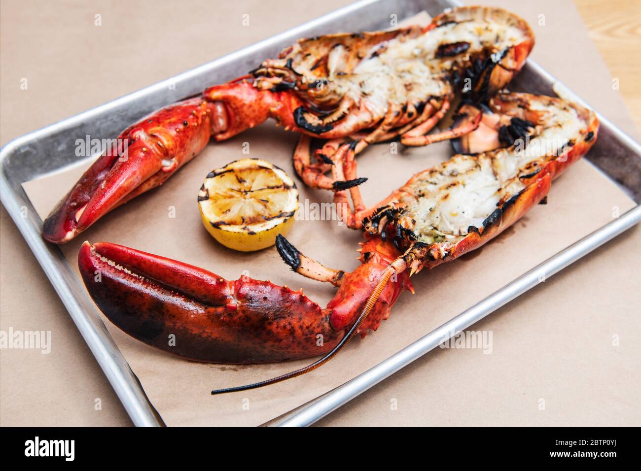 Lemon seafood hi-res stock photography and images - Alamy