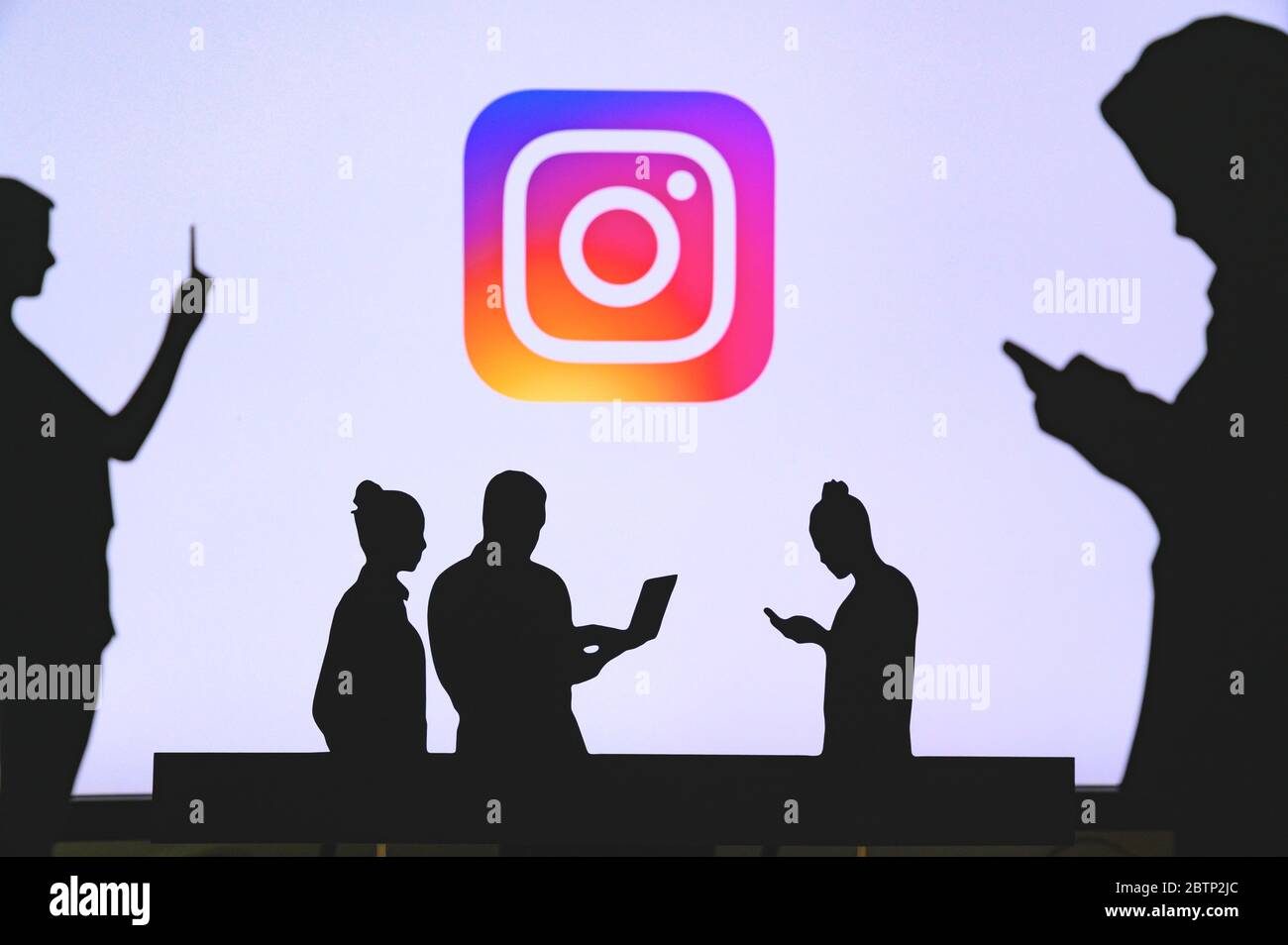 NEW YORK, USA, 25. MAY 2020: Instagram photo and video-sharing social ...