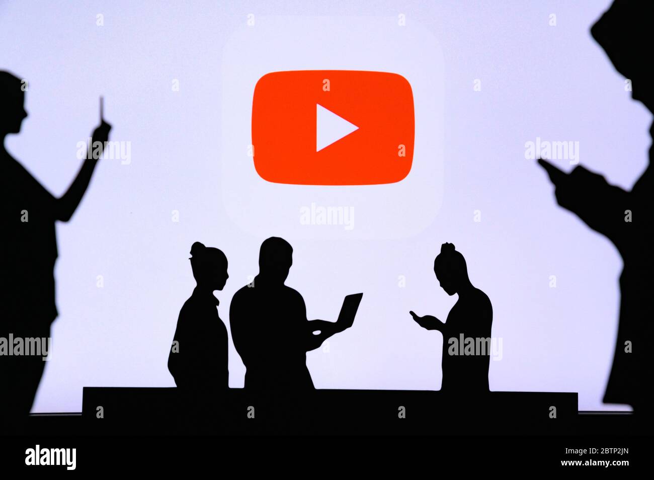 NEW YORK, USA, 25. MAY 2020: YouTube online video-sharing platform ...