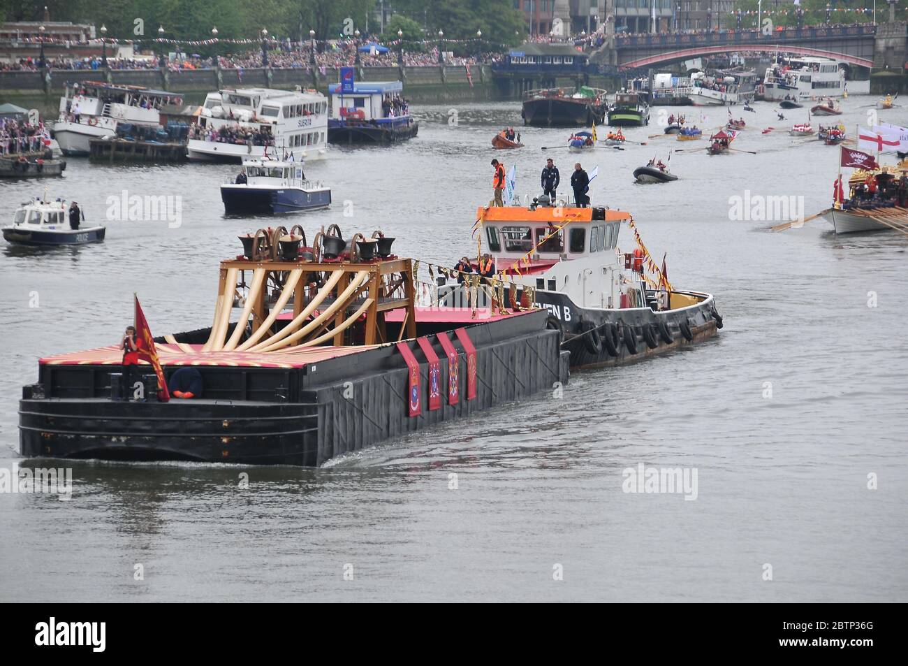 The Thames Diamond Jubilee Pageant was a parade on 3 June of 670 boats ...