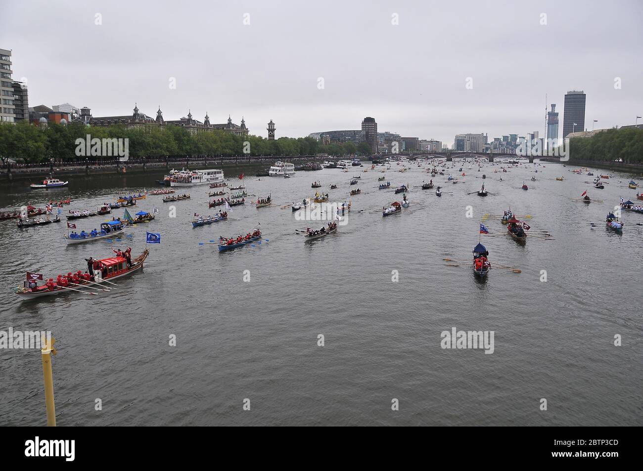 The Thames Diamond Jubilee Pageant was a parade on 3 June of 670 boats ...