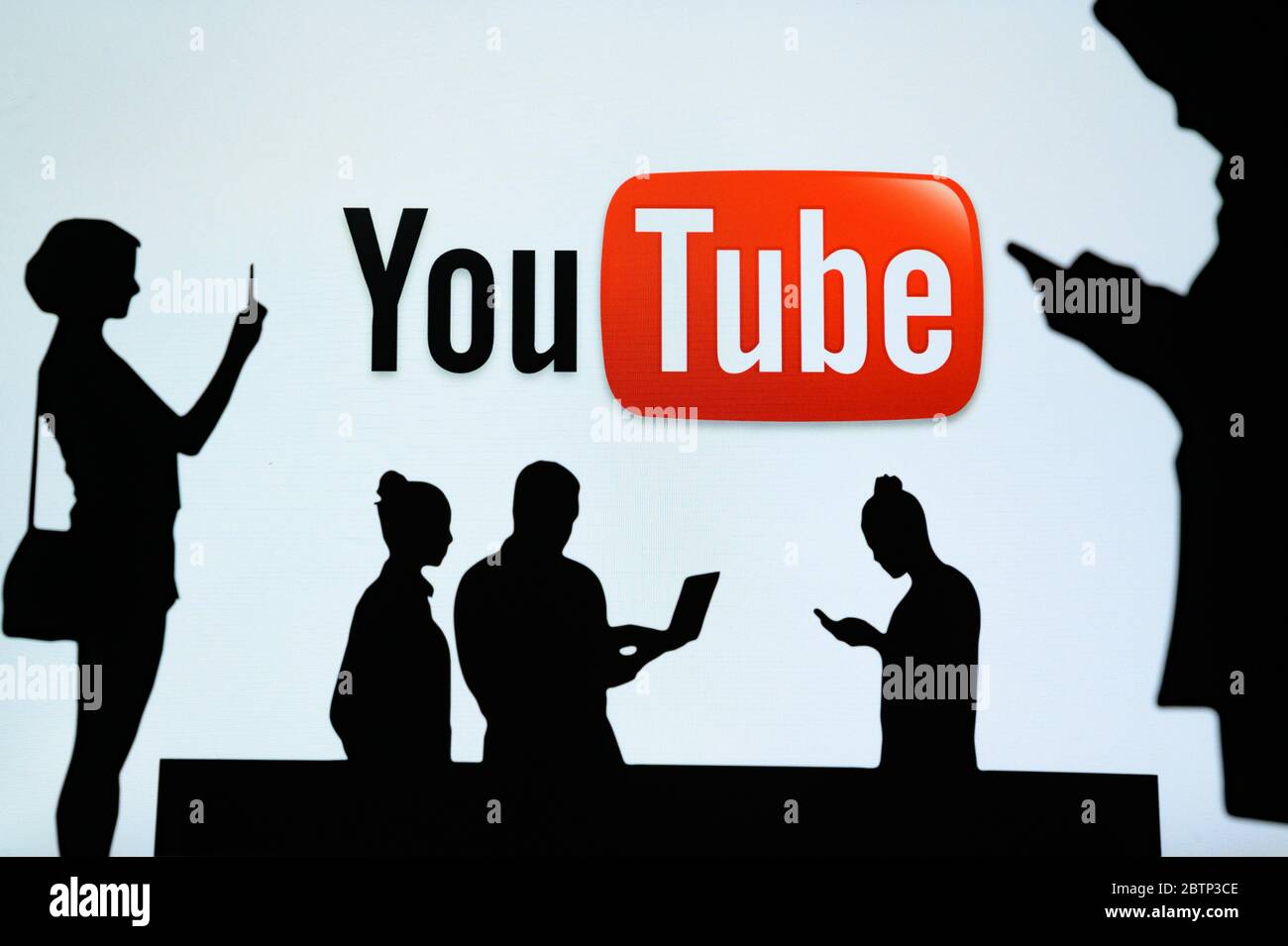 Youtube logo laptop hi-res stock photography and images - Alamy