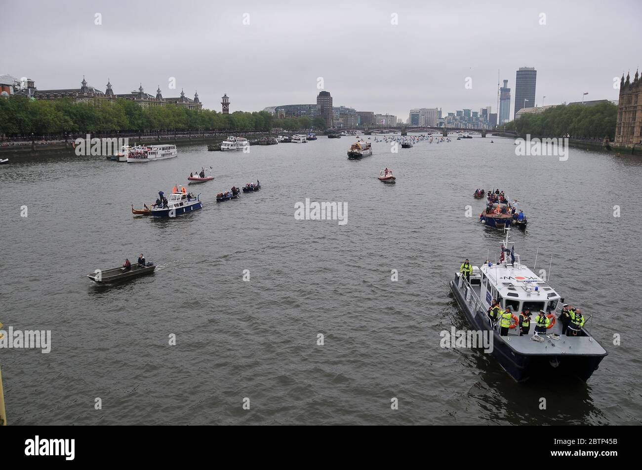 The Thames Diamond Jubilee Pageant was a parade on 3 June of 670 boats ...
