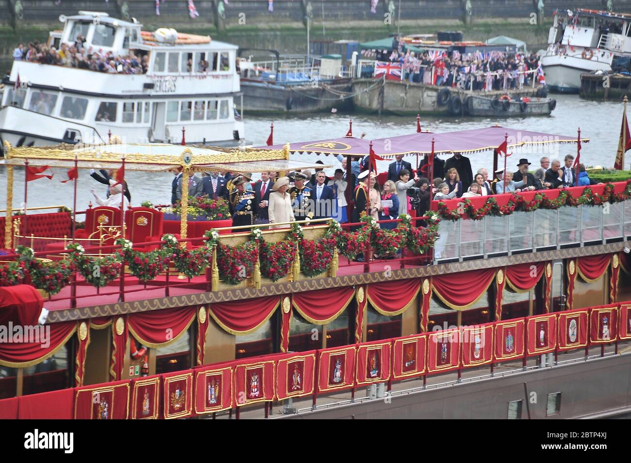 The Thames Diamond Jubilee Pageant was a parade on 3 June of 670 boats ...