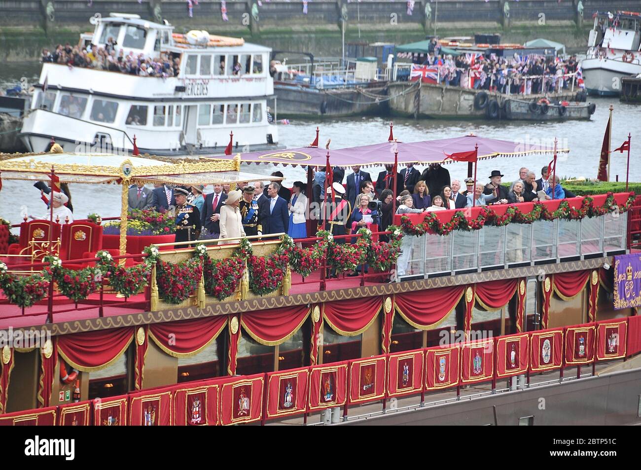The Thames Diamond Jubilee Pageant was a parade on 3 June of 670 boats ...