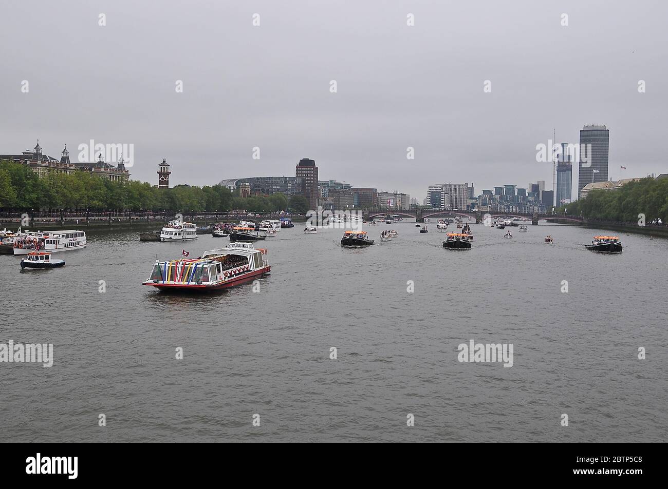 The Thames Diamond Jubilee Pageant was a parade on 3 June of 670 boats ...