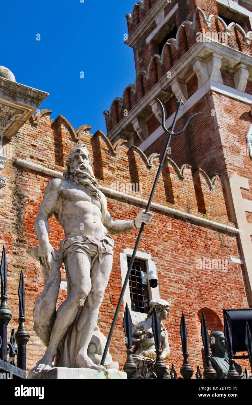 Relief of poseidon hi-res stock photography and images - Alamy