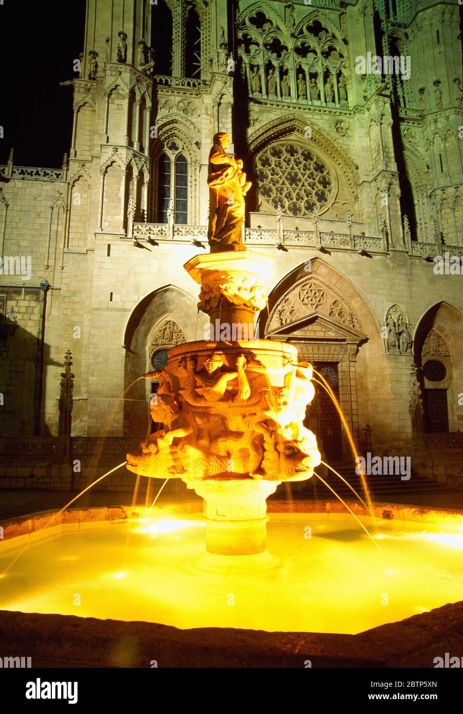 Santa Maria Square, night view. Burgos, Spain Stock Photo - Alamy