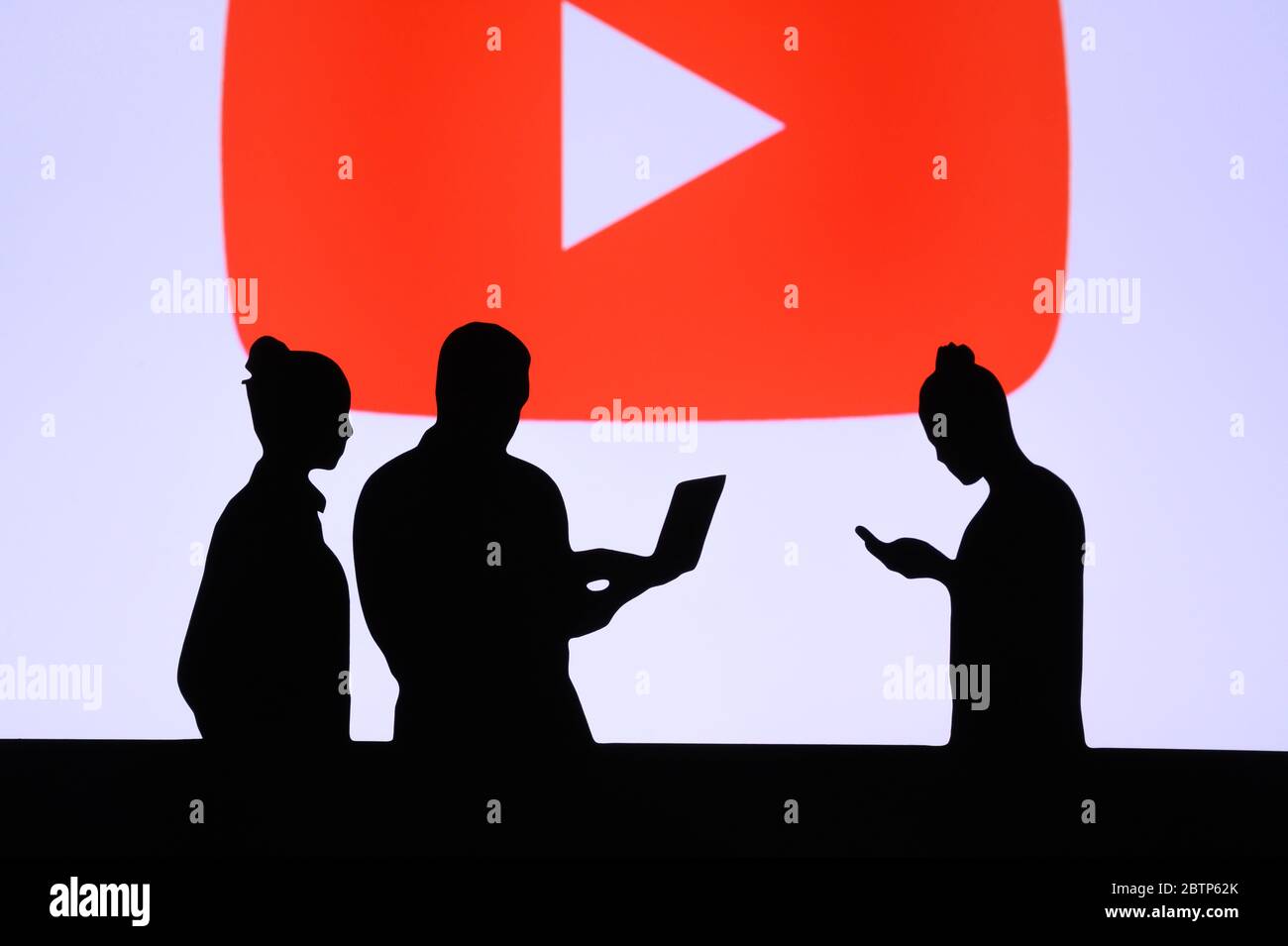 NEW YORK, USA, 25. MAY 2020: YouTube online video-sharing platform ...