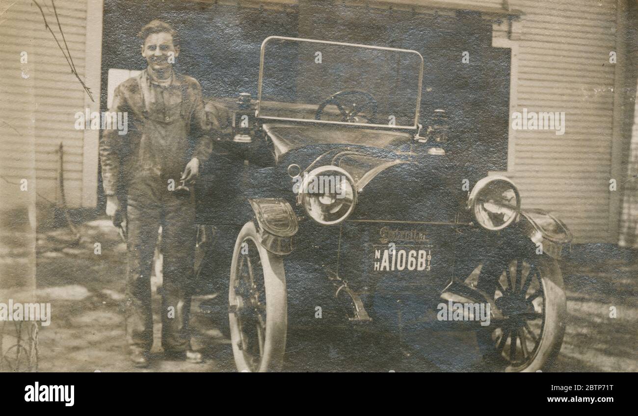 Antique April 1913 photograph, New Hampshire man working on his ...