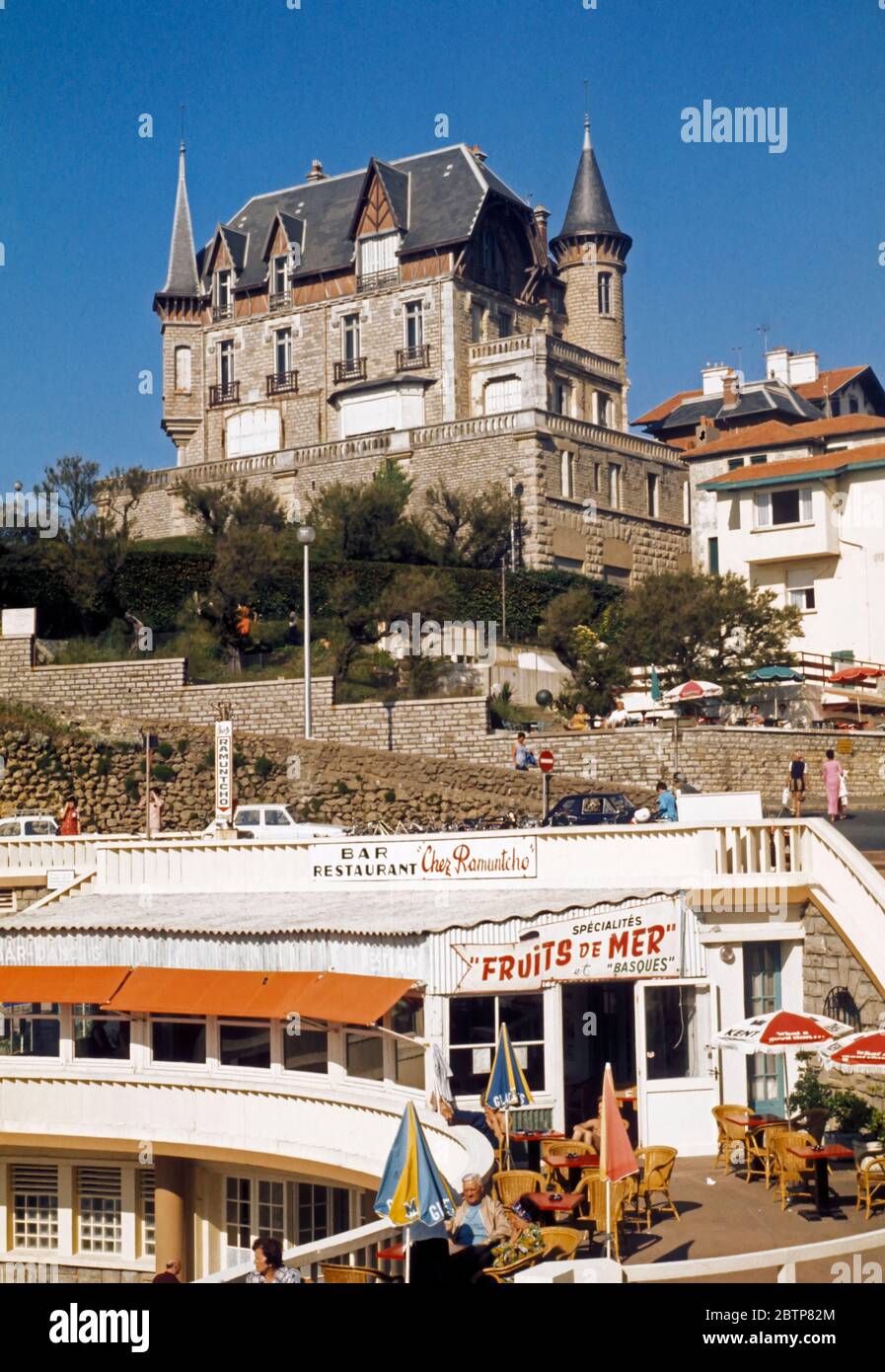 1970s restaurant france hi-res stock photography and images - Alamy