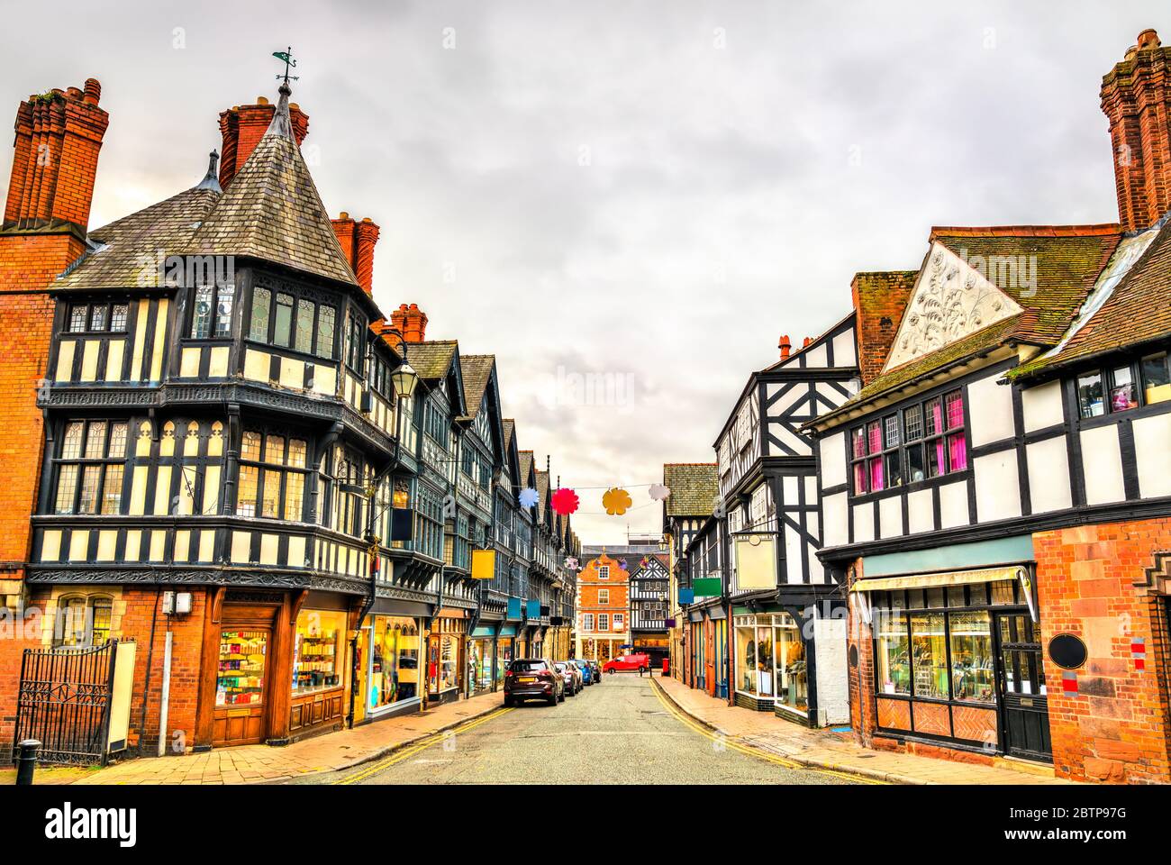 English style houses hi-res stock photography and images - Alamy
