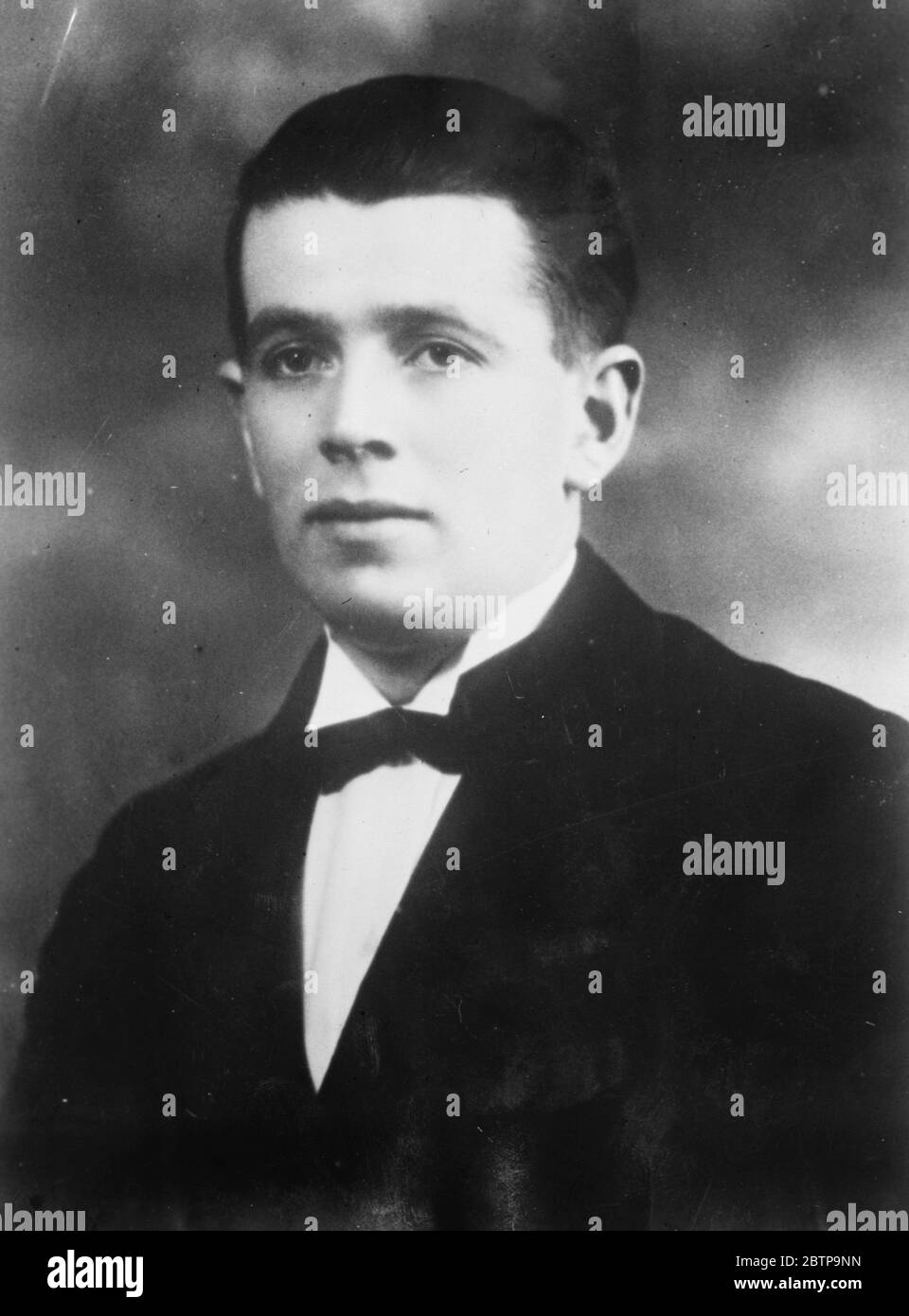 Railwayman at Alhambra . Idris Daniels , a Welsh ex railwayman , who ...