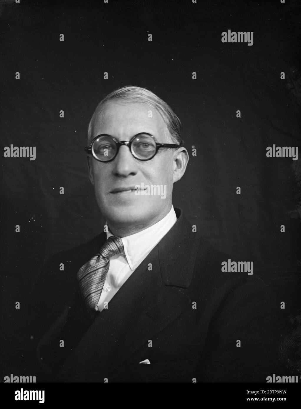 Mr victor hi-res stock photography and images - Alamy